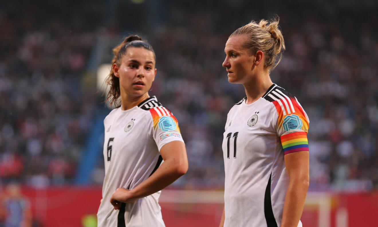 Alexandra Popp verabschiedet sich vom DFB-Team » Fußball-Team
