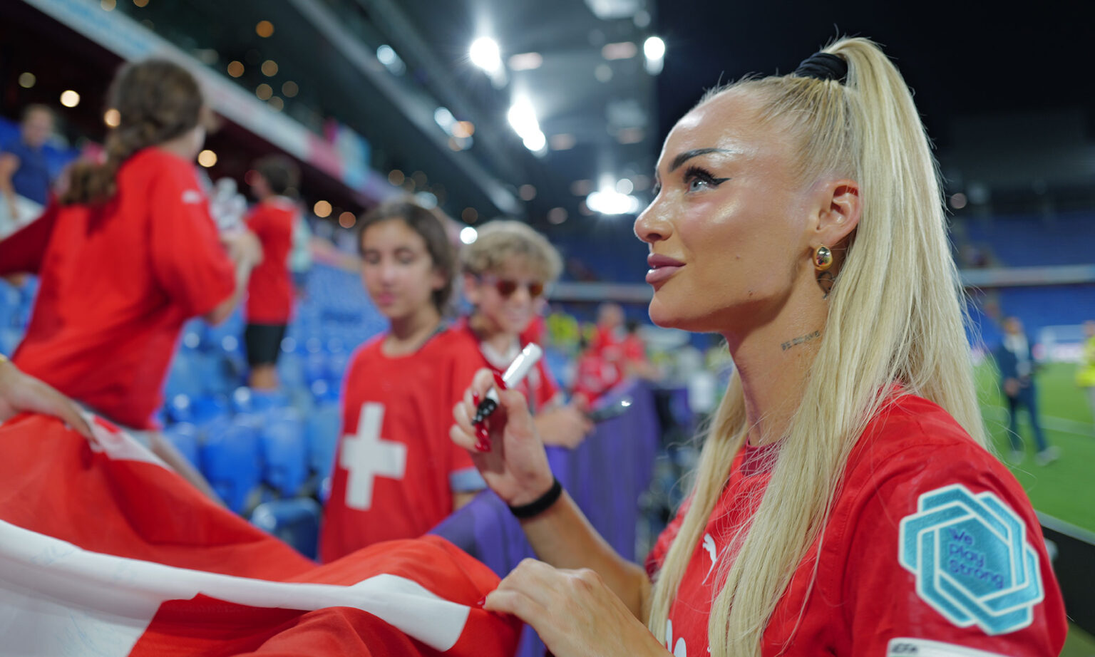 EM 2025: Alisha Lehmann ist der Star der Schweiz (Fotos) » Fußball-Team