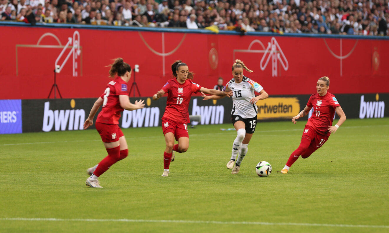Frauen-EM 2025: Spielplan von Vorrunde bis Finale » Fußball-Team